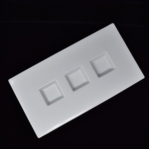 CB2 | Dining | Cb2 Crate Barrel Serving Plate White Rectangle Boxy ...